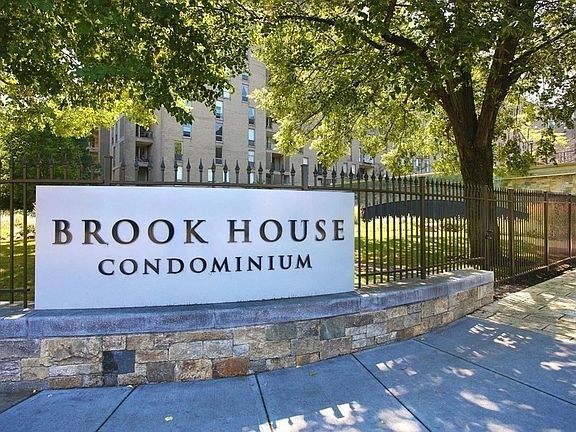 77 Pond Ave APT 1207, Brookline, MA 02445 | Zillow