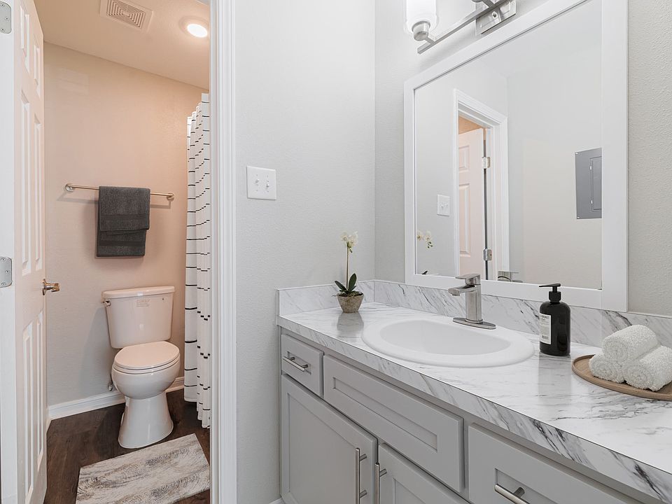 Chelsea at Fallbrook - 11000 Crescent Moon Dr Houston TX | Zillow
