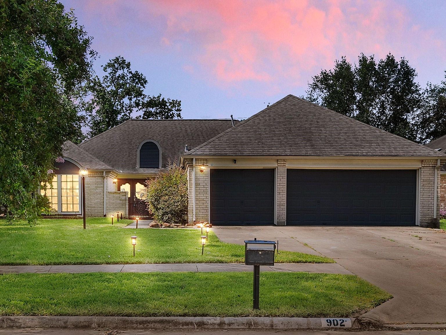 902 Rolling Mill Dr, Sugar Land, TX 77498 | MLS #62749221 | Zillow