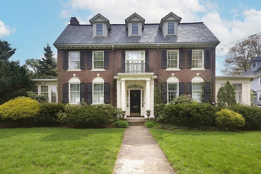 1010 Centre St, Newton, MA 02459 | Zillow