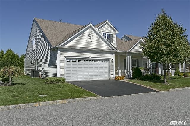 47 Louden Loop, Mount Sinai, NY 11766 | Zillow