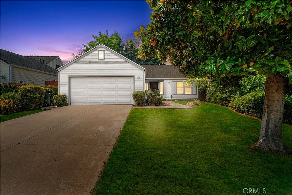 933 Oakglen Ln, Colton, CA 92324 | Zillow