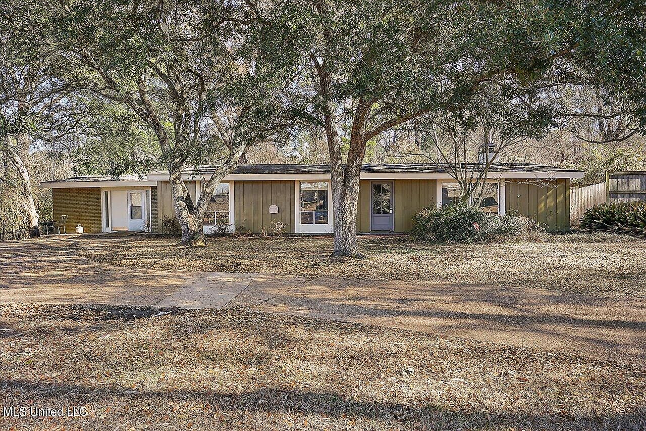 4750 Old Canton Rd, Jackson, MS 39211 | Zillow