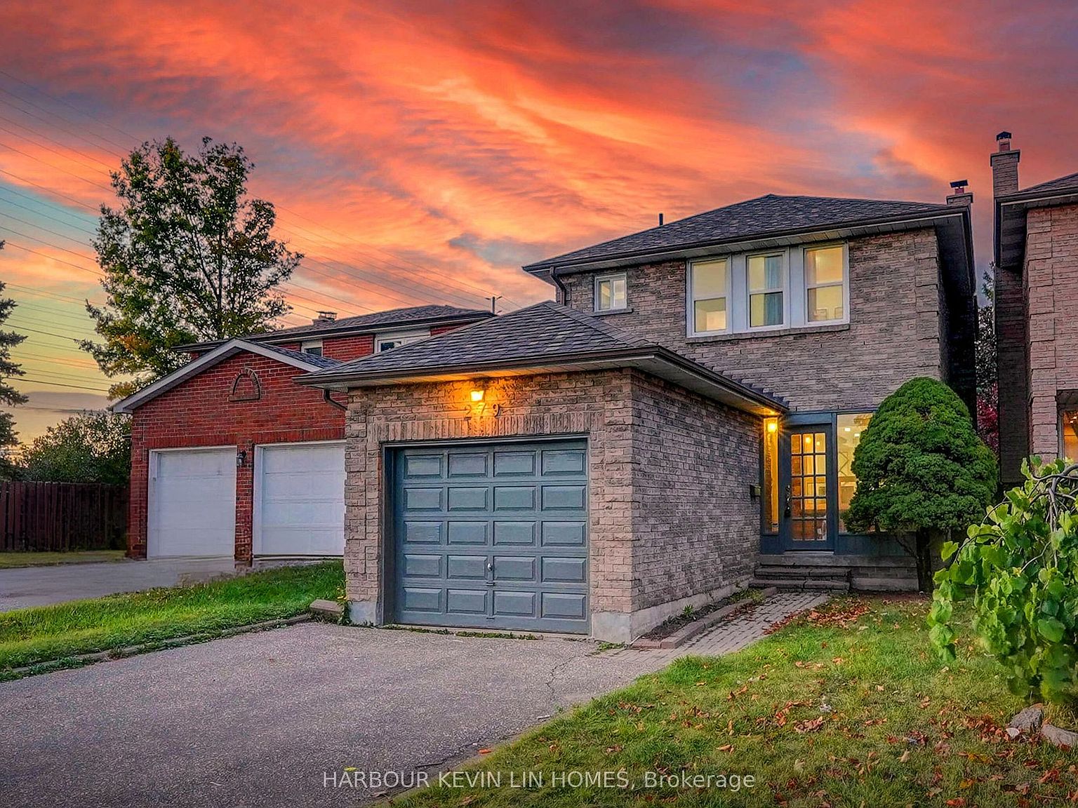 279 Shaw Blvd, Richmond Hill, ON L4C 5T9 | MLS #N7214356 | Zillow