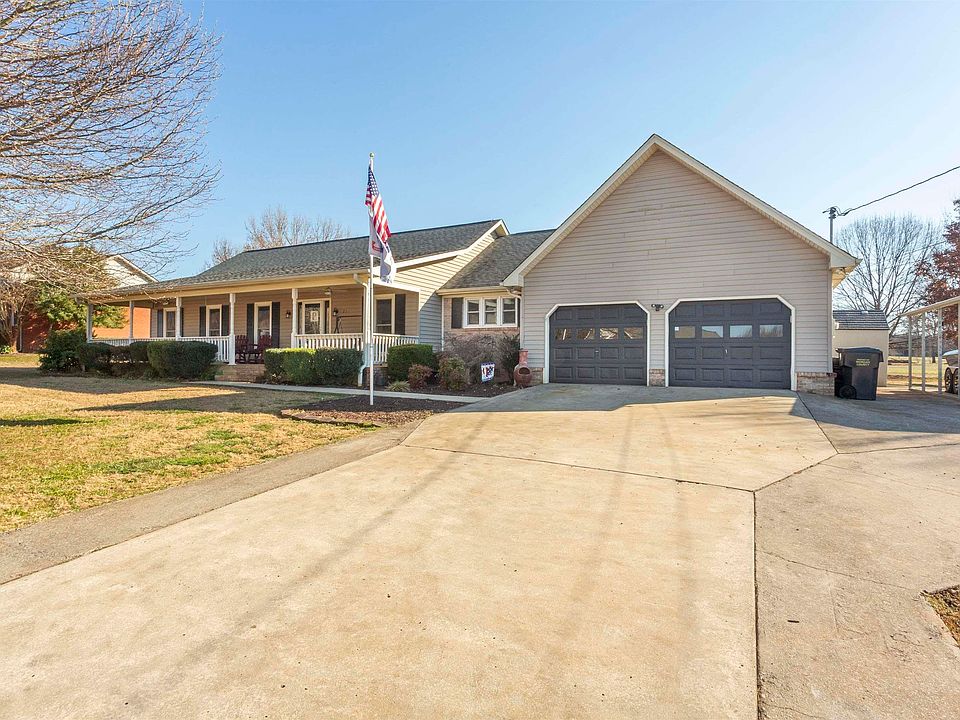 21 NE Shannon Dr, Decatur, AL 35603 | Zillow