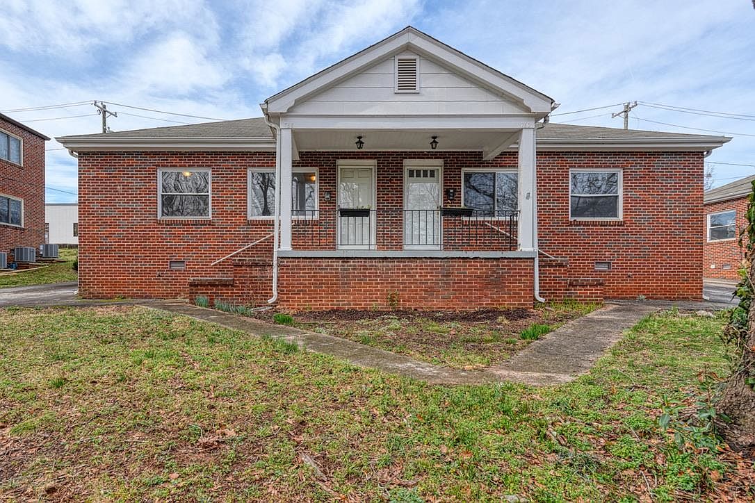 758 Maple St, Spartanburg, SC 29302 | Zillow