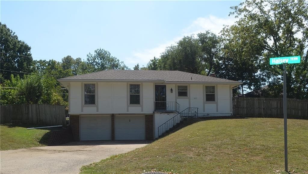 603 N King Ave, Harrisonville, MO 64701 | Zillow