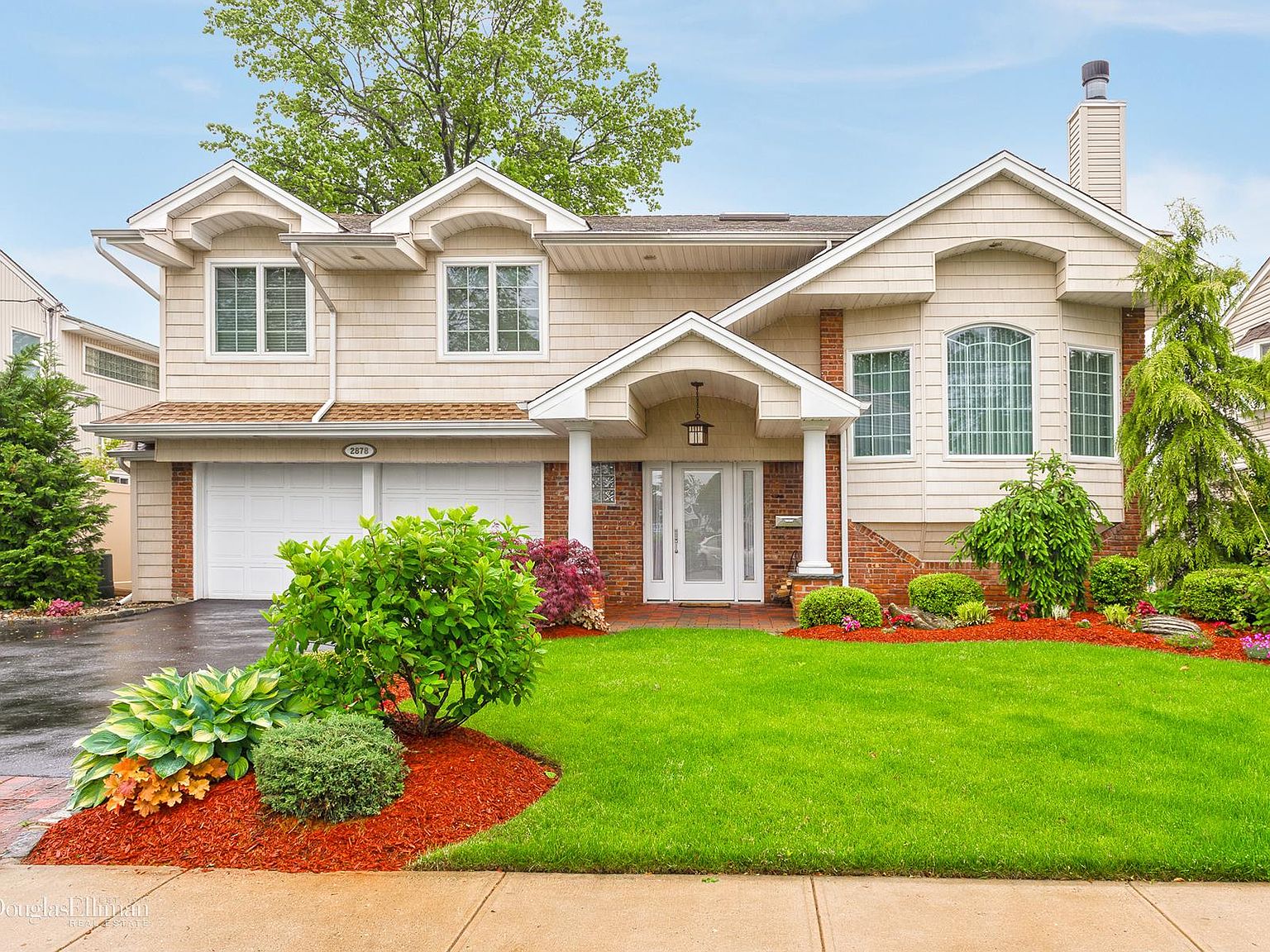 2878 Clubhouse Rd, Merrick, NY 11566 | Zillow