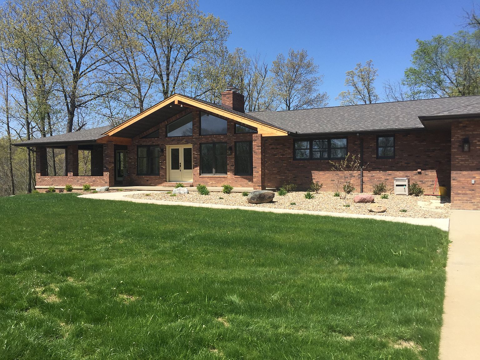 251 Denman Rd, Carlock, IL 61725 | Zillow