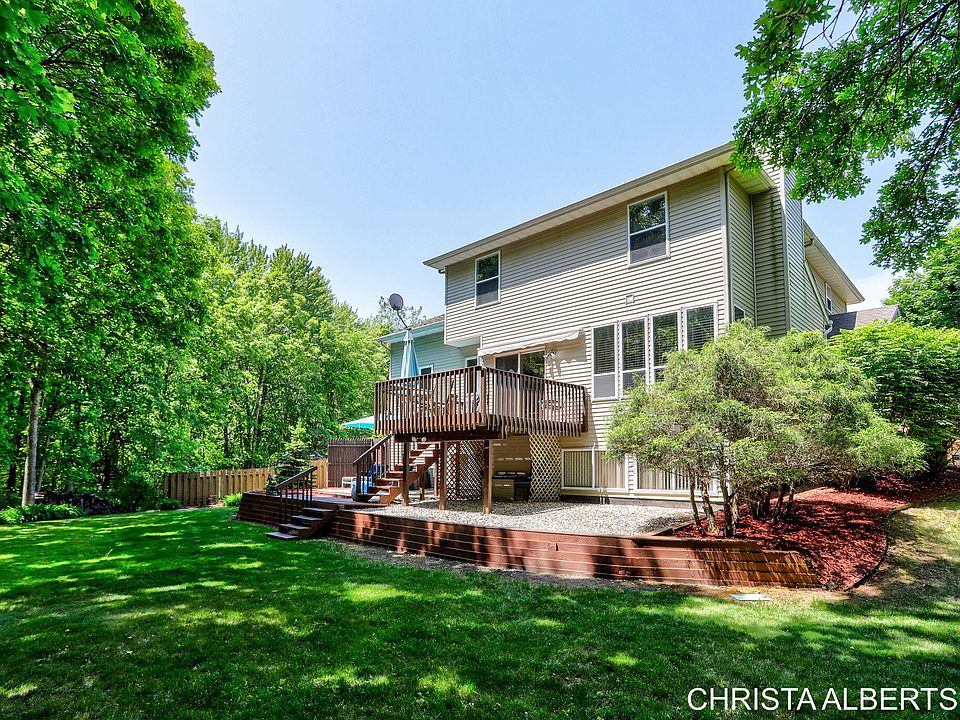 3568 Cobblestone Ct SE, Kentwood, MI 49512 | Zillow