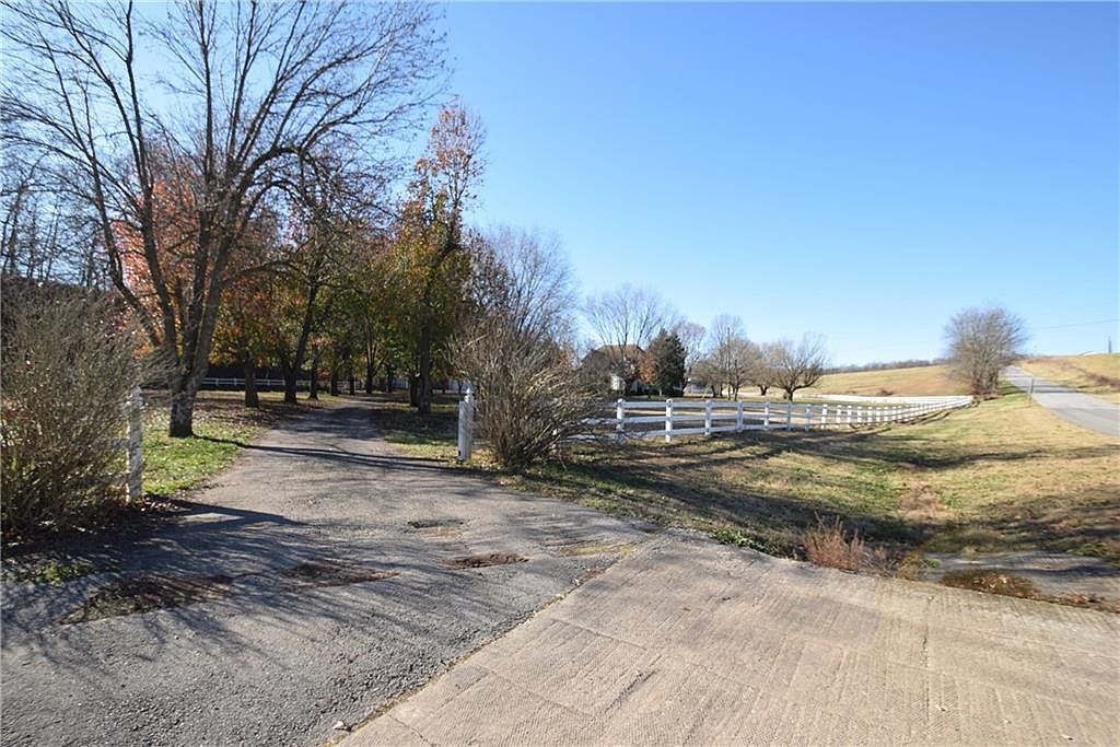 2297 Liberty Ave, Springdale, AR 72762 | Zillow