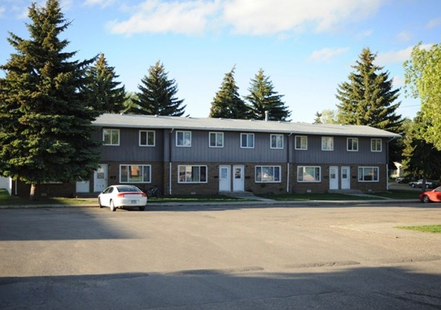 1810 Main Village Ct #50, Minot, ND 58701 | Zillow