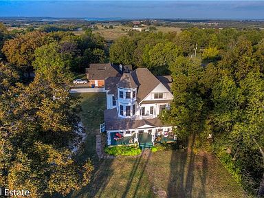 228 S Hill St, Pilot Point, TX 76258 | Zillow