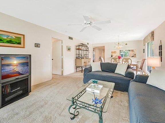 1207 Commonwealth CIR #B201, Naples, FL 34116 | Zillow