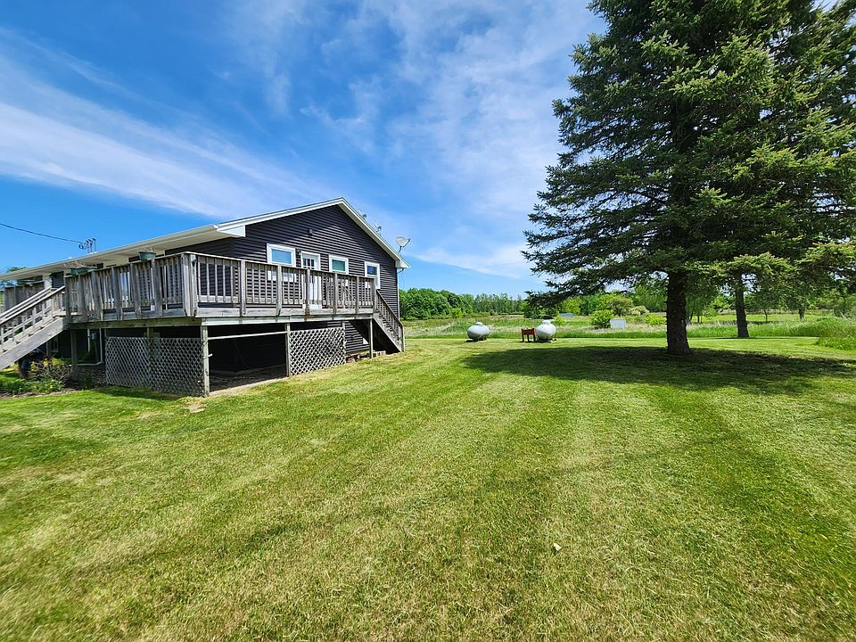 11560 N Fowlerville Rd, Fowlerville, MI 48836 | Zillow