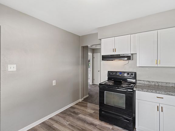 7928 W Grantosa Dr #1, Milwaukee, WI 53218 | Zillow