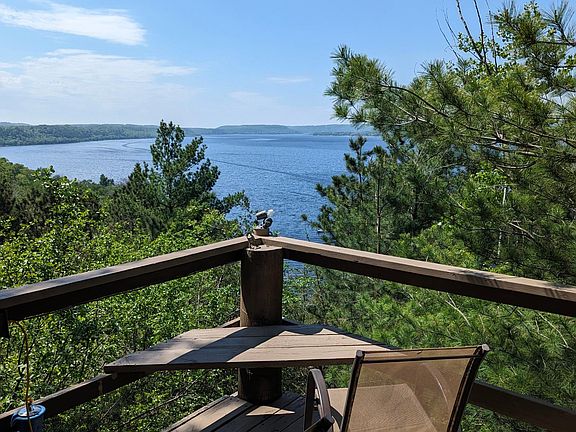 1834 1/2 River Ridge Rd, Hudson, WI 54016 | Zillow