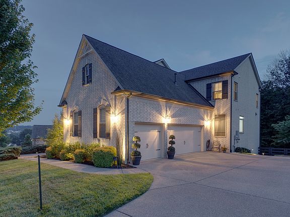 6826 Falls Ridge Ln, College Grove, TN 37046 | MLS #2635835 | Zillow