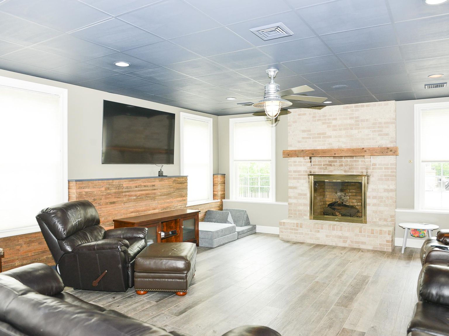 124 Steeple View Dr #2, Berlin, CT 06037 | Zillow