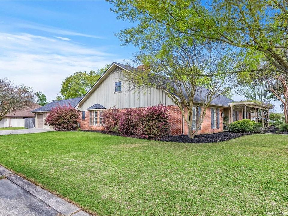 1945 Honeysuckle Ln, Sulphur, LA 70663 | Zillow