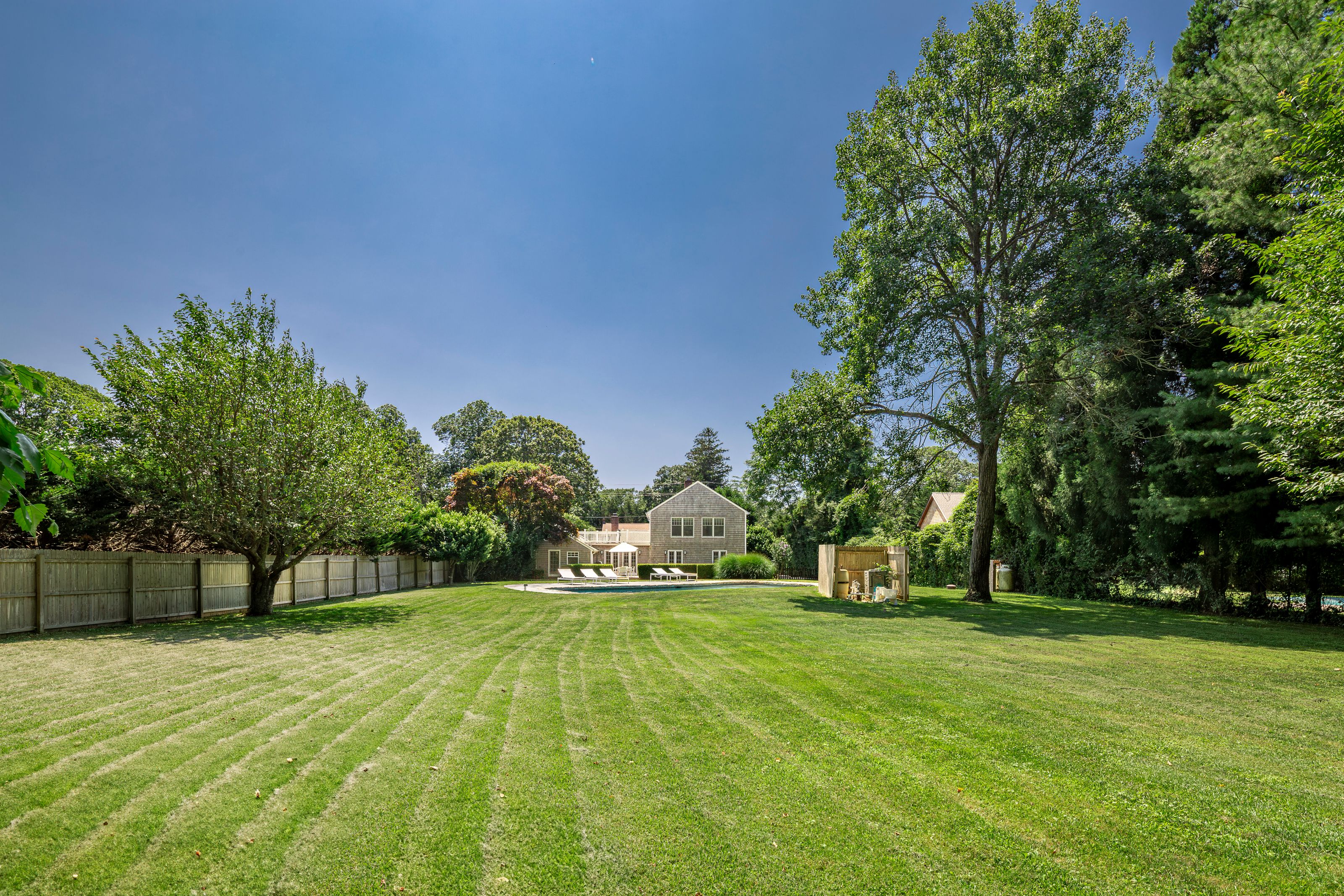 42 Buell Lane Ext, East Hampton, NY 11937 | Out East