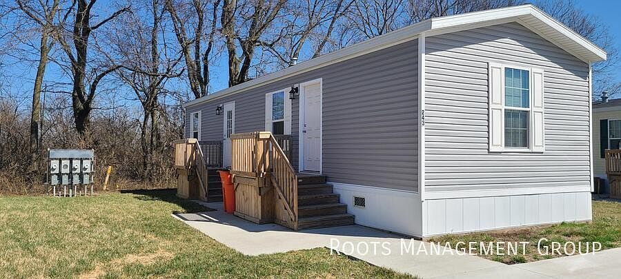 243 S Patterson Rd #243, Sullivan, IL 61951 | Zillow