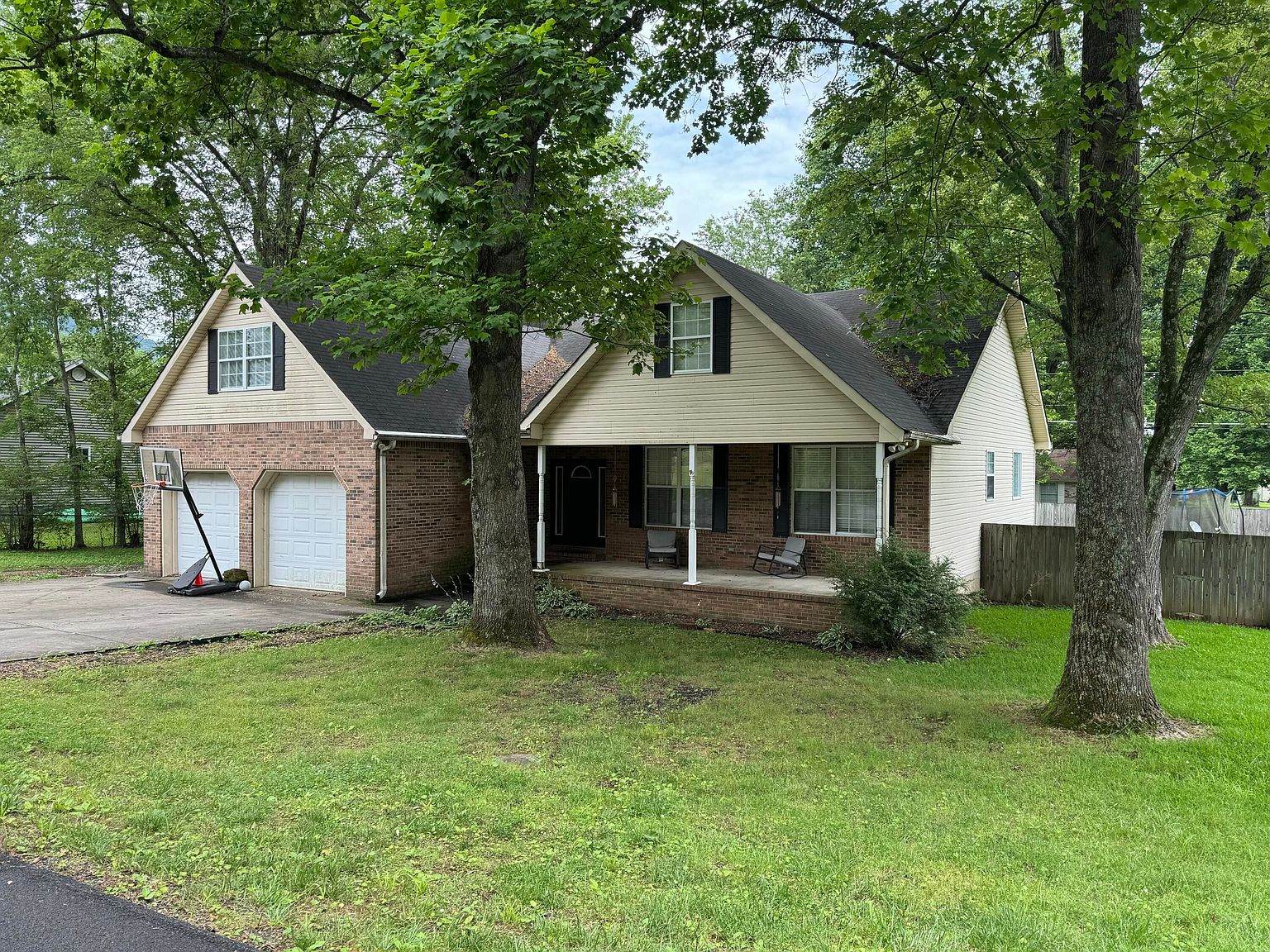 1010 Mayfair Ave, Jasper, TN 37347 | MLS #1393411 | Zillow