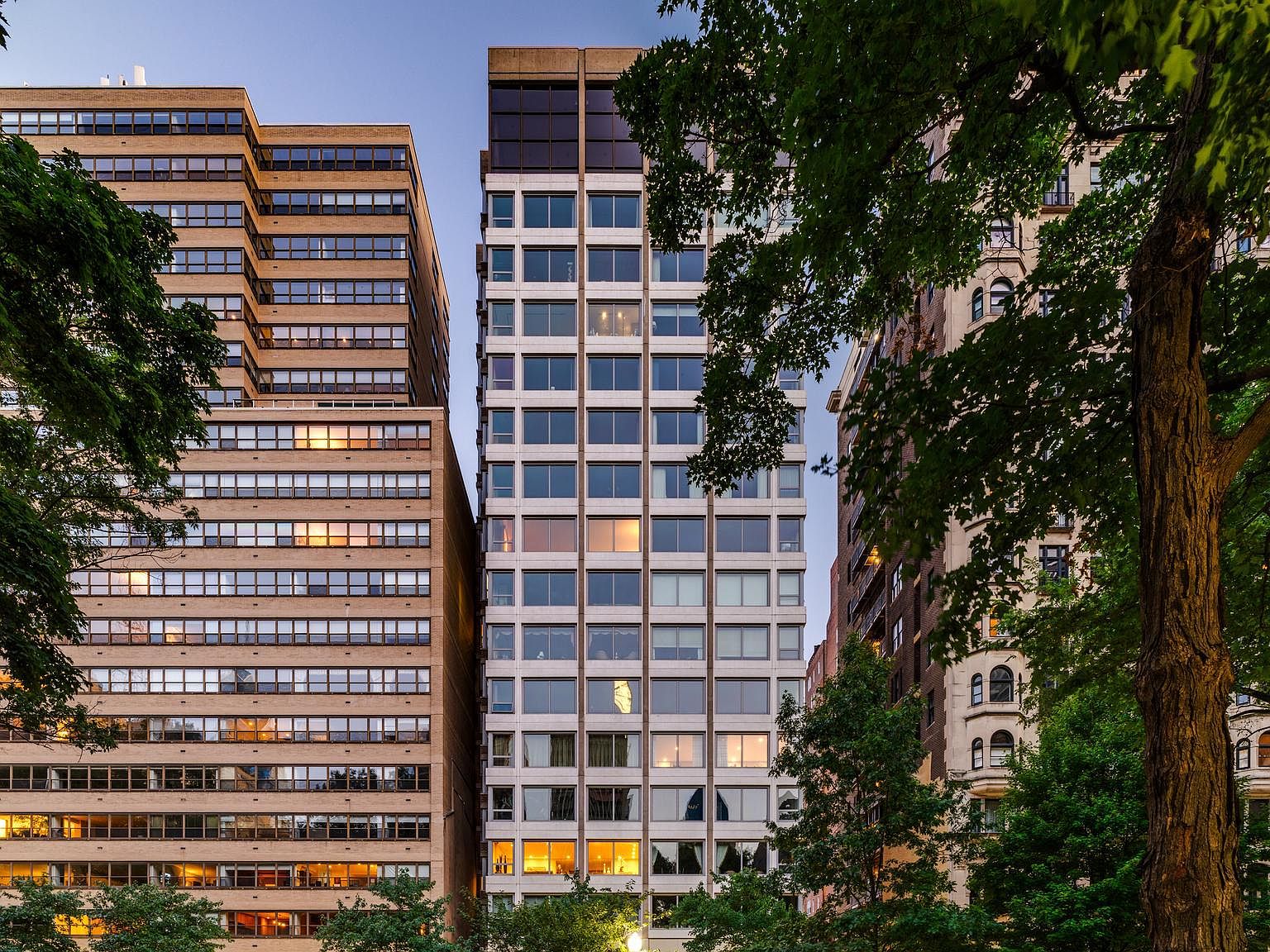 1820 Rittenhouse Sq APT 1002, Philadelphia, PA 19103 | Zillow