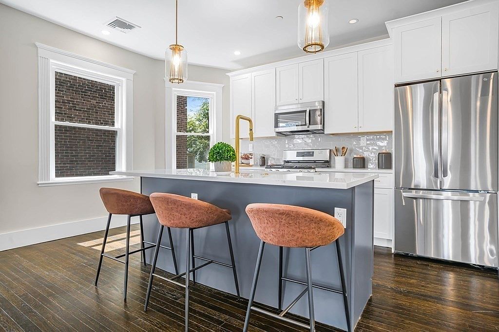 127 Washington St #2B, Dorchester, MA 02121 | Zillow