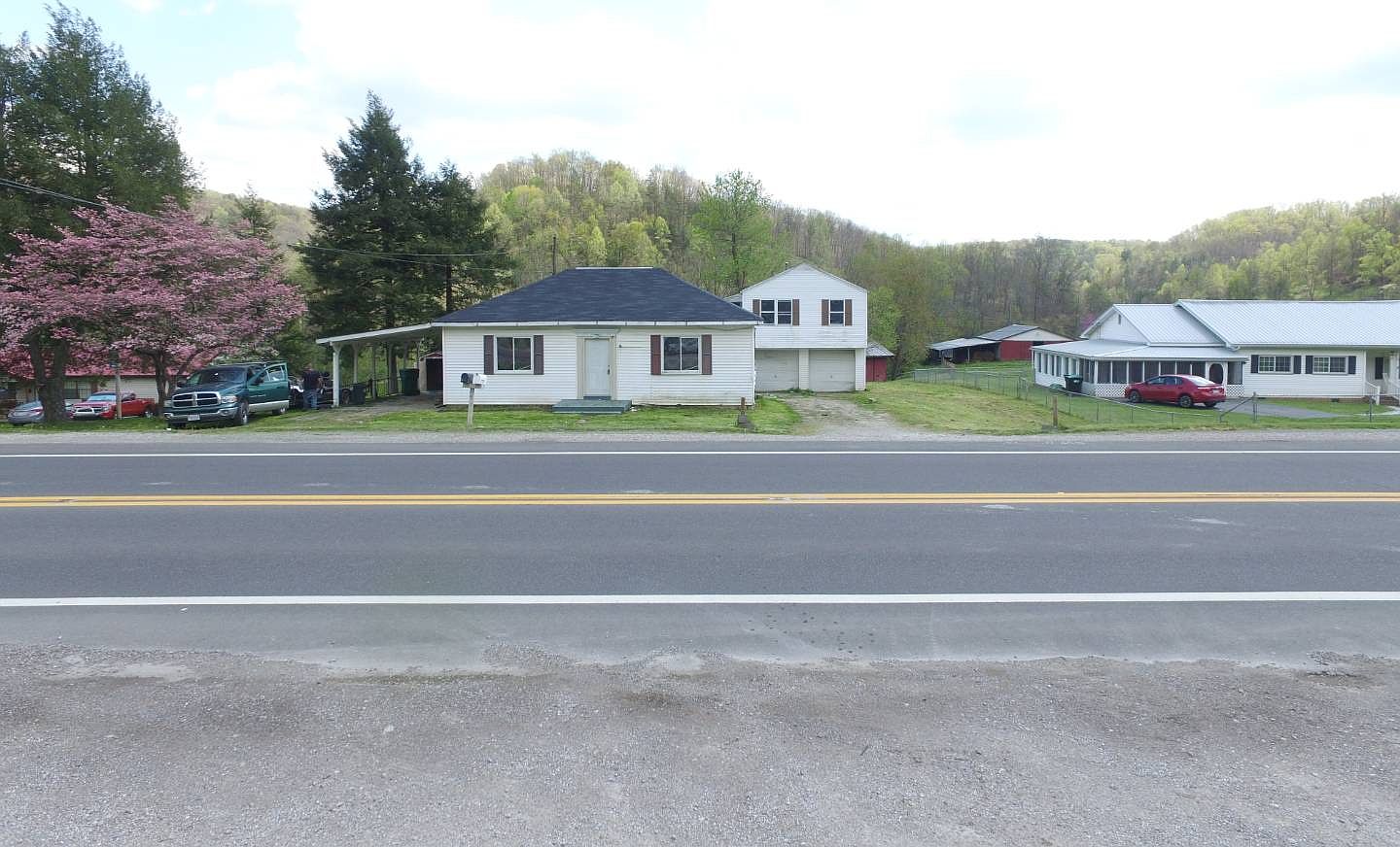 5126 Us Route 60, Hurricane, WV 25526 | Zillow