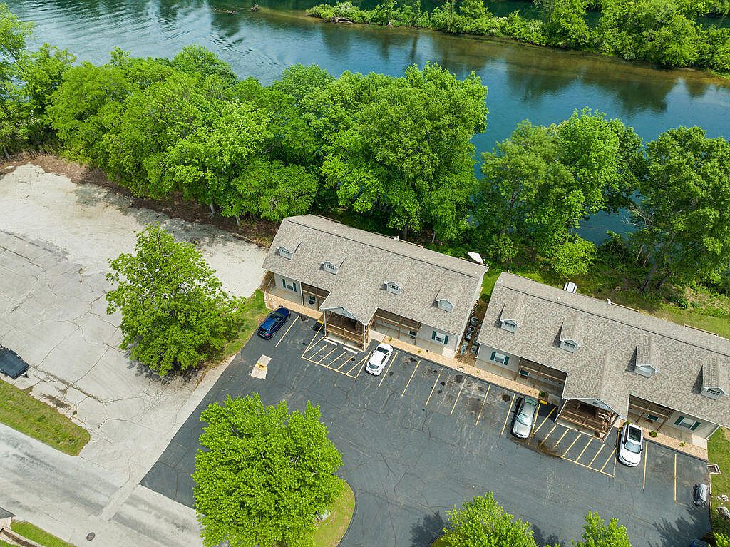440 Fall Creek Drive UNIT 4 BLDG 44, Branson, MO 65616 | Zillow