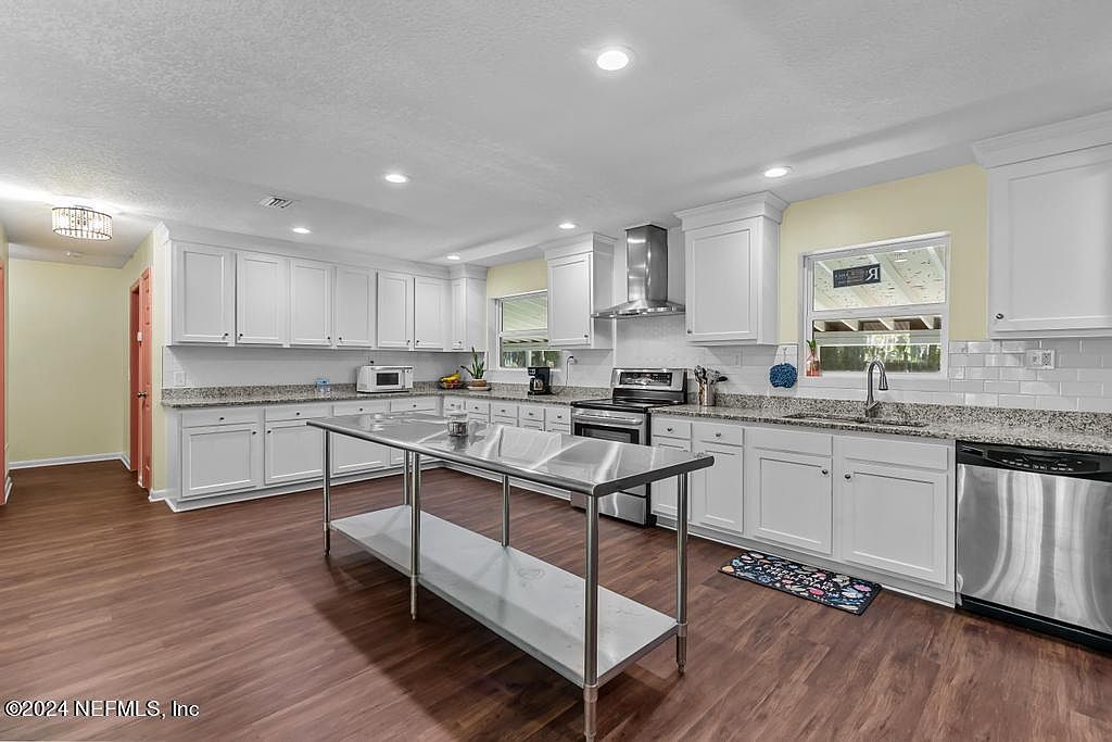 774 CREIGHTON Road, Fleming Island, FL 32003 | MLS #2009660 | Zillow