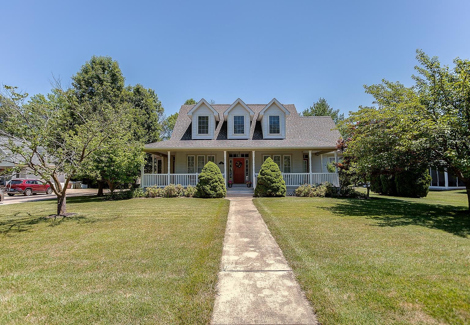 210 S Rogers St, Waterloo, IL 62298 | Zillow