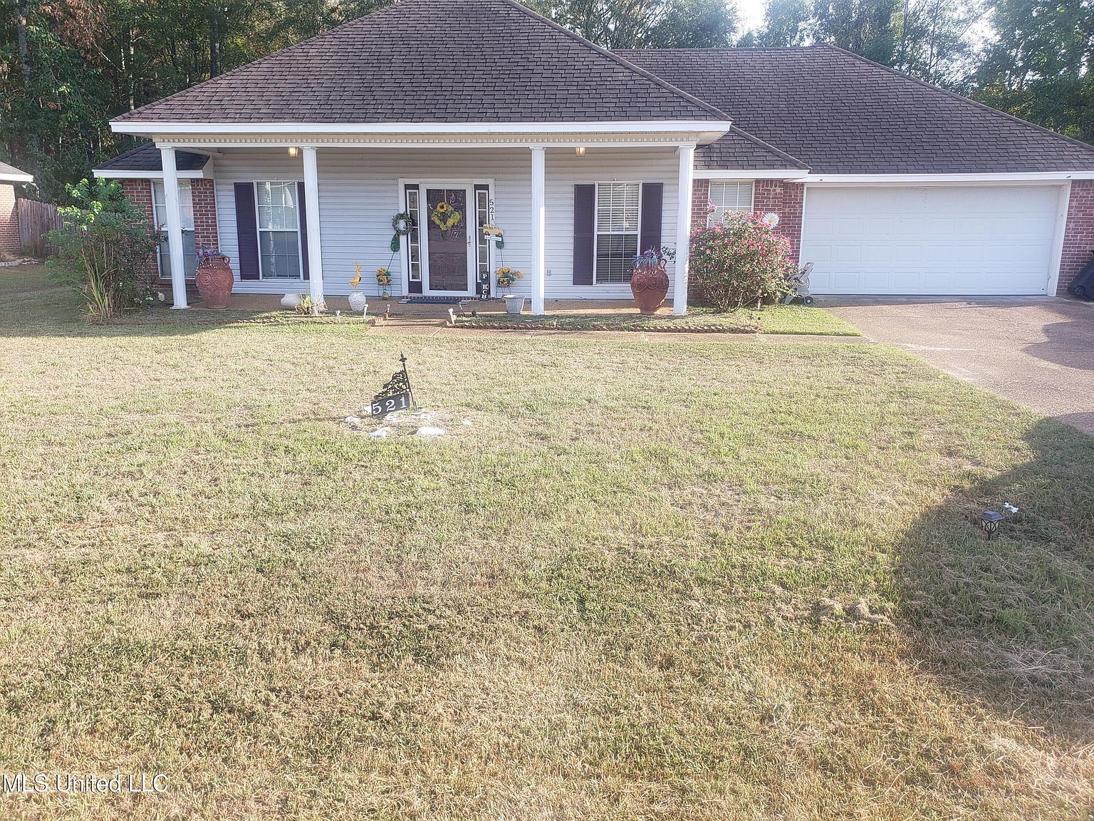 521 Hillandale Dr, Jackson, MS 39212 | Zillow