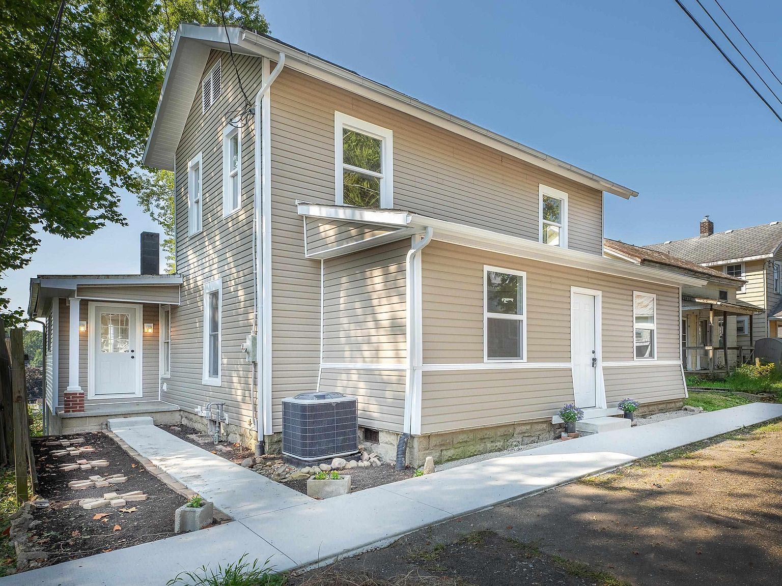 43 E 4th St, Fredericktown, OH 43019 | MLS #20240515 | Zillow