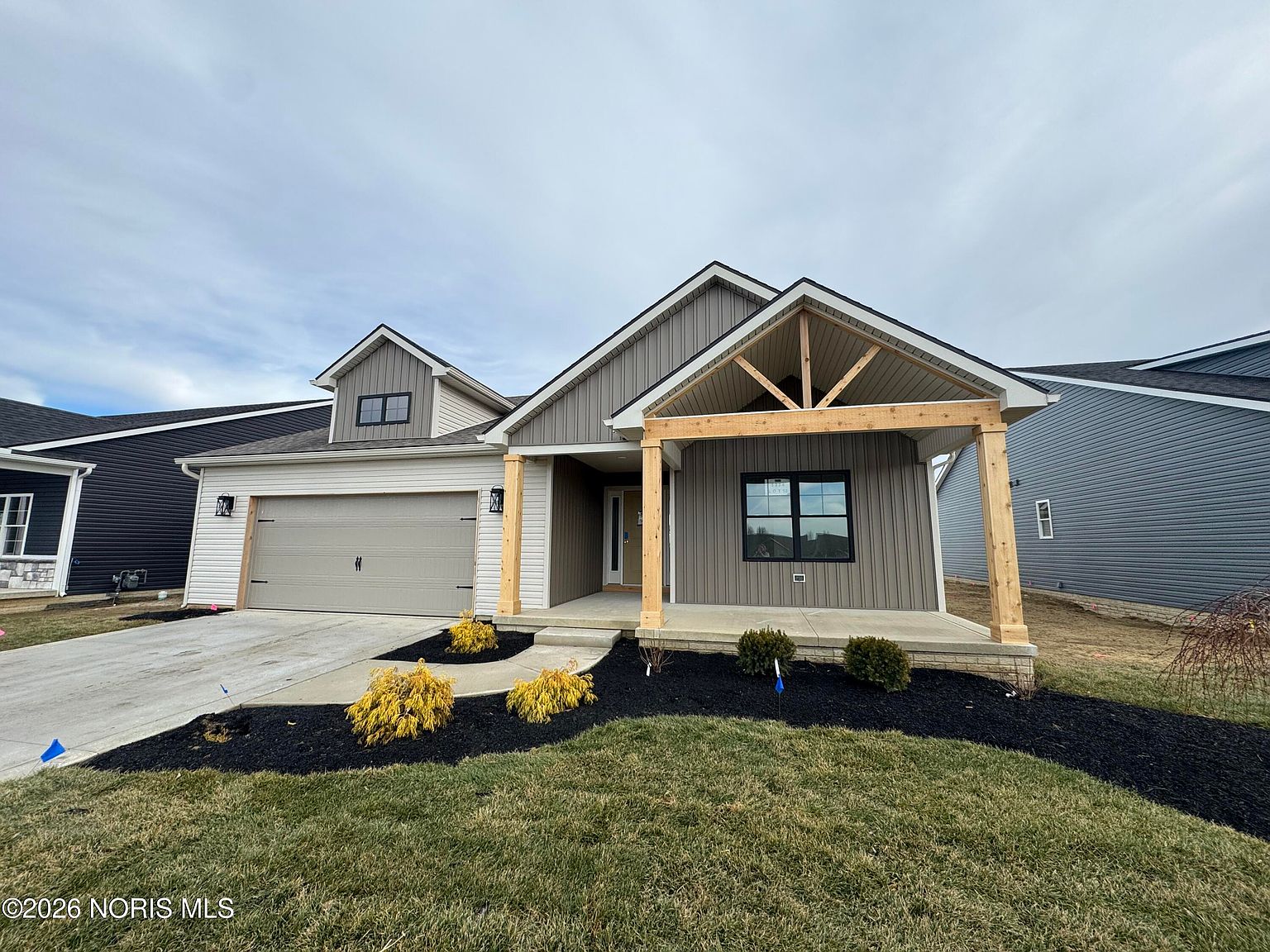 1324 Limerick Ln, Waterville, OH 43566 | MLS #10003332 | Zillow