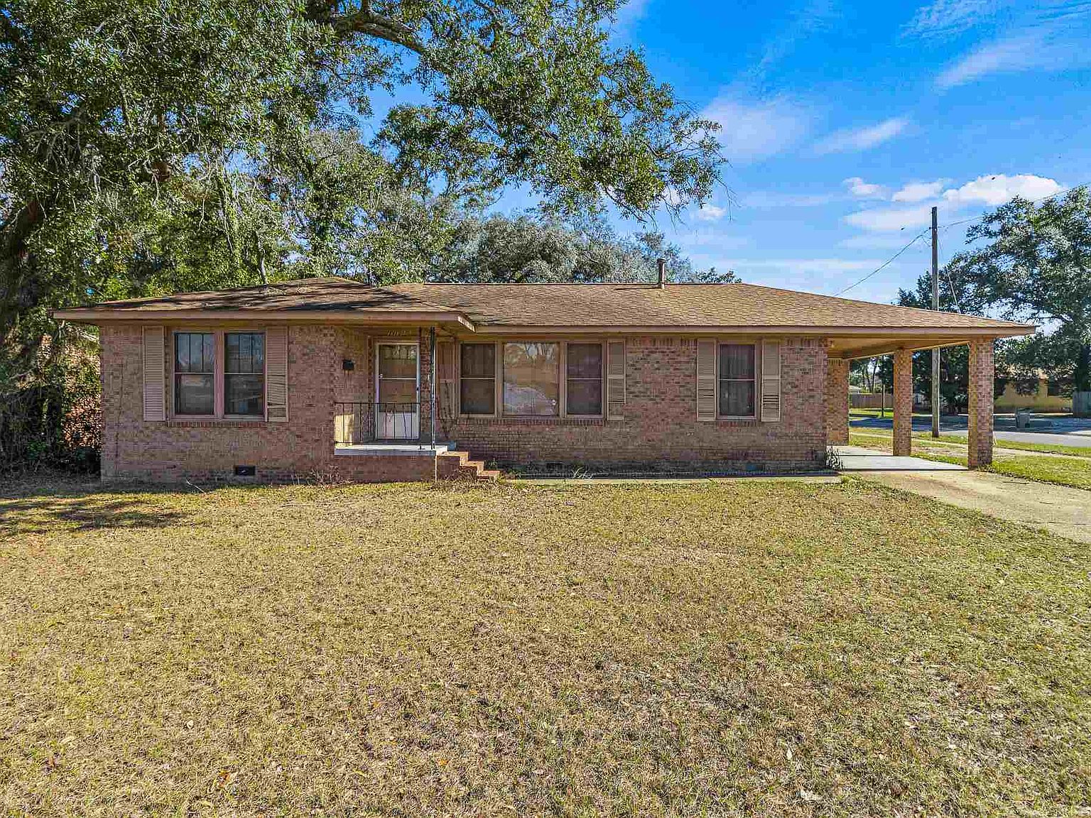 2100 N Spring St, Pensacola, FL 32501 | Zillow