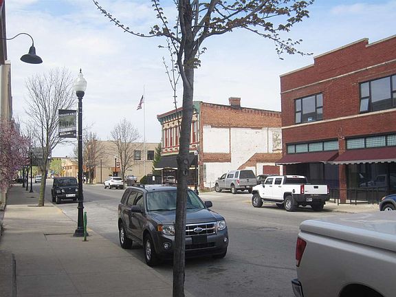 1934 S Calhoun St #203, Fort Wayne, IN 46802 | Zillow