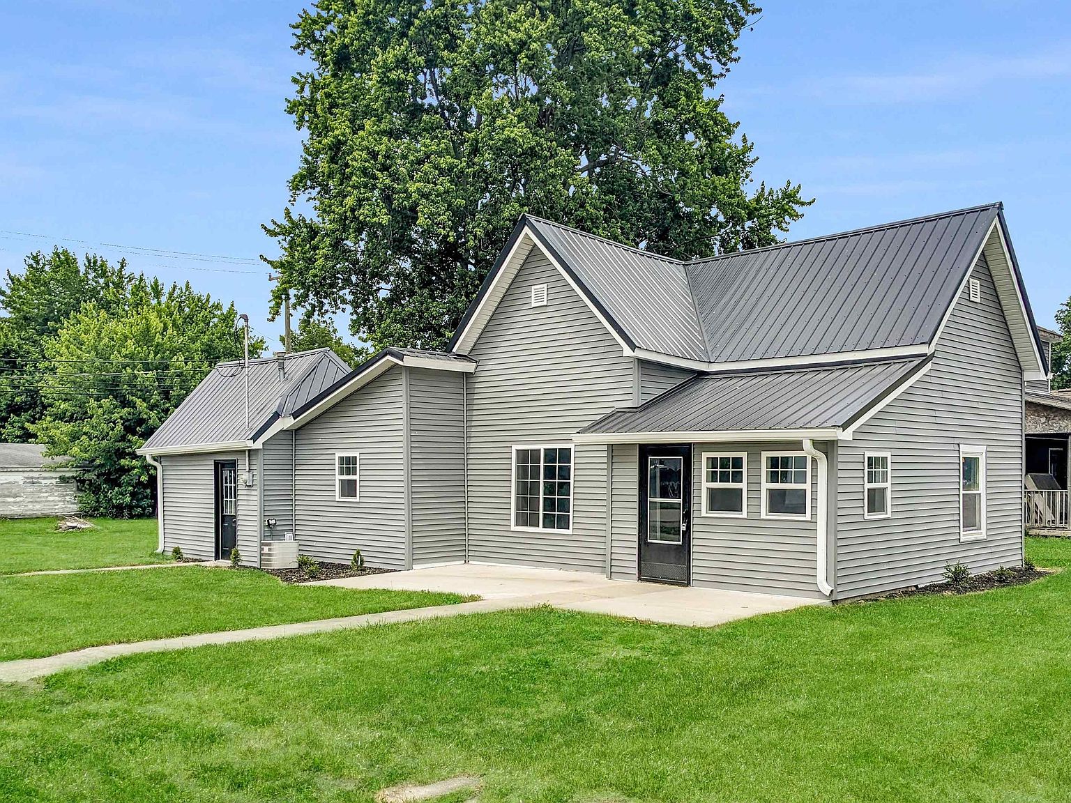108 E Harrison St, Kirklin, IN 46050 | Zillow