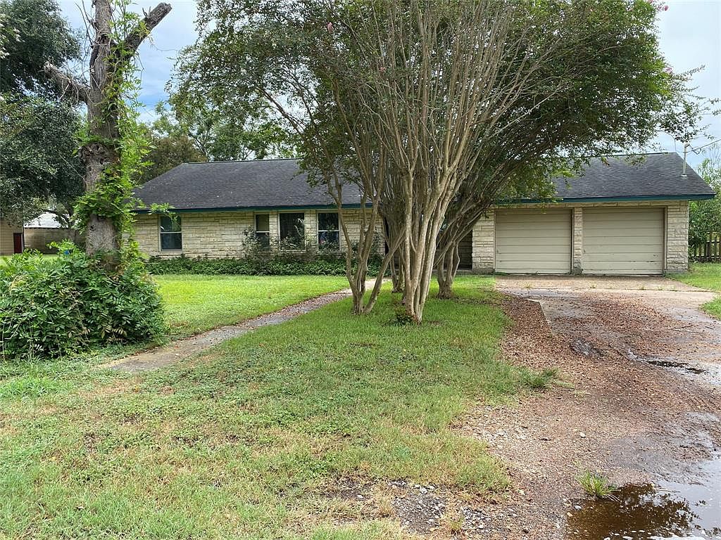 27015 Austin St, Hockley, TX 77447 | Zillow