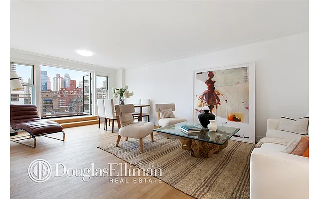 174 East 74th Street #17E in Lenox Hill, Manhattan | StreetEasy