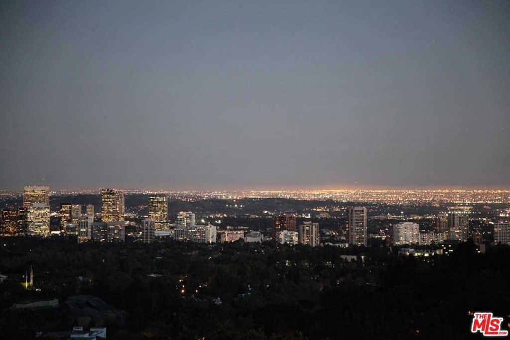 10727 Stradella Ct, Los Angeles, CA 90077 | Zillow