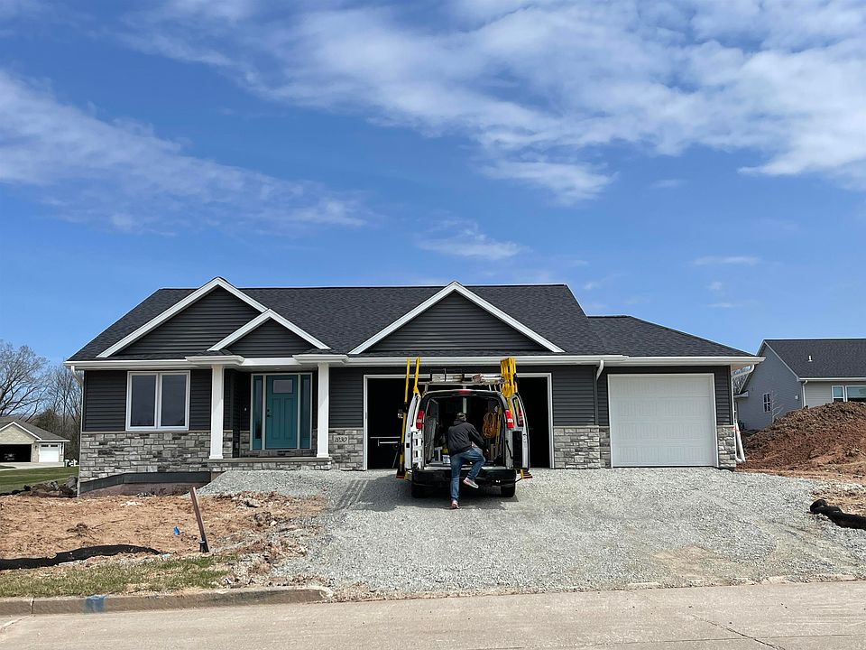 1230 Lake Largo Dr, Green Bay, WI 54311 | MLS #50251818 | Zillow