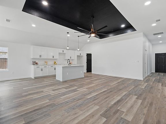 9413 Prairieview Dr, Fort Worth, TX 76134 | MLS #20935526 | Zillow