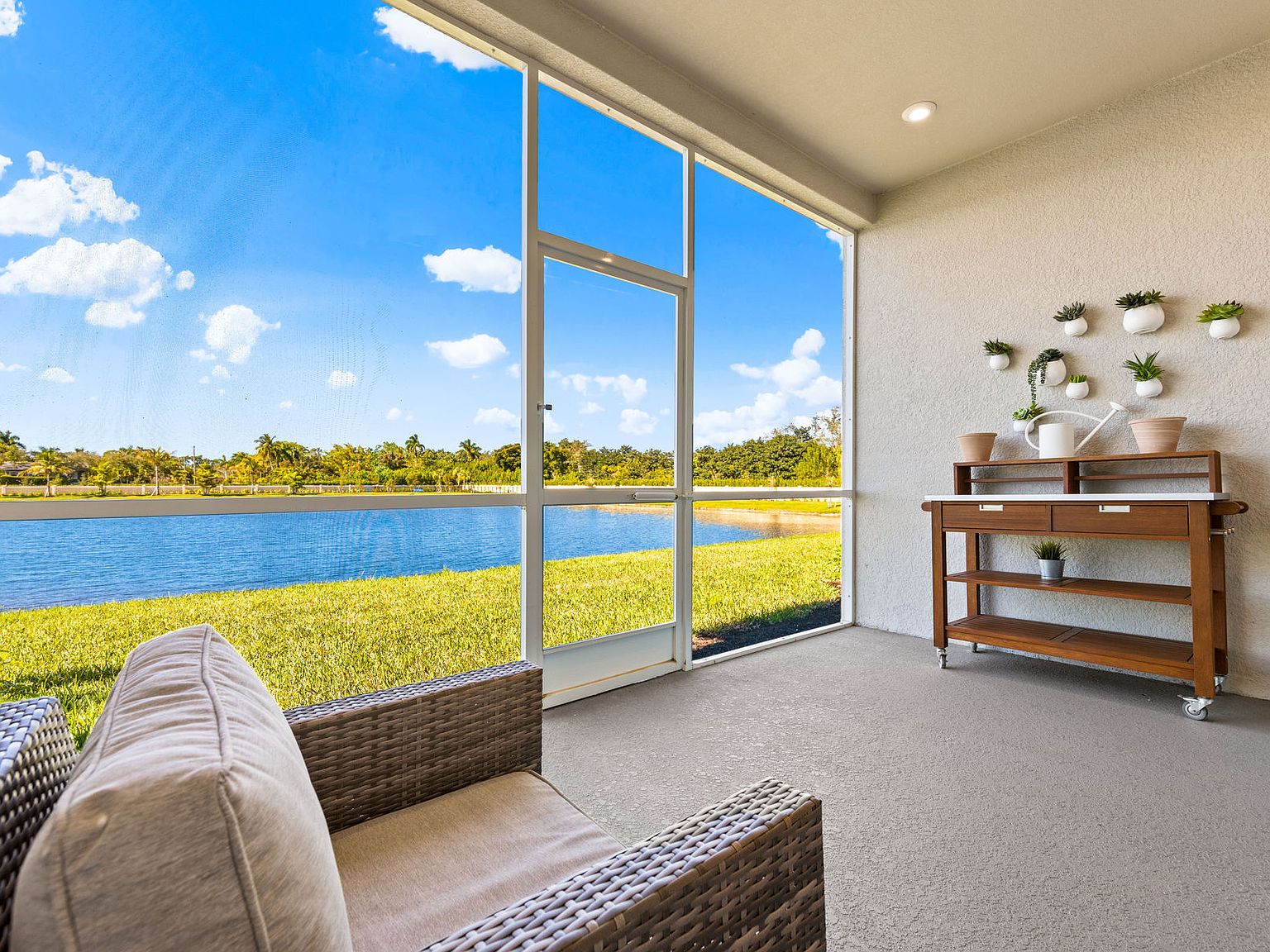 4664 Arboretum Cir UNIT 103, Naples, FL 34112 | Zillow