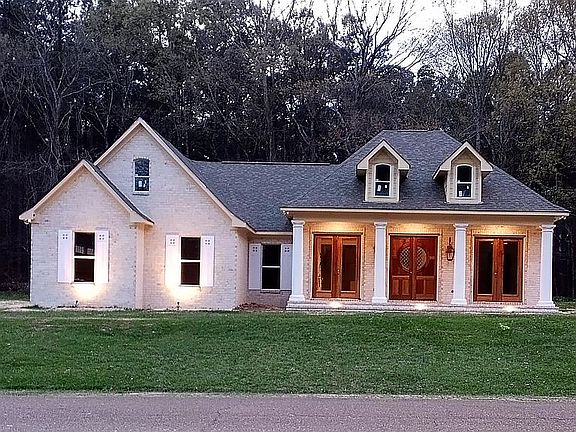 30 Fairway Dr, Natchez, MS 39120 | Zillow