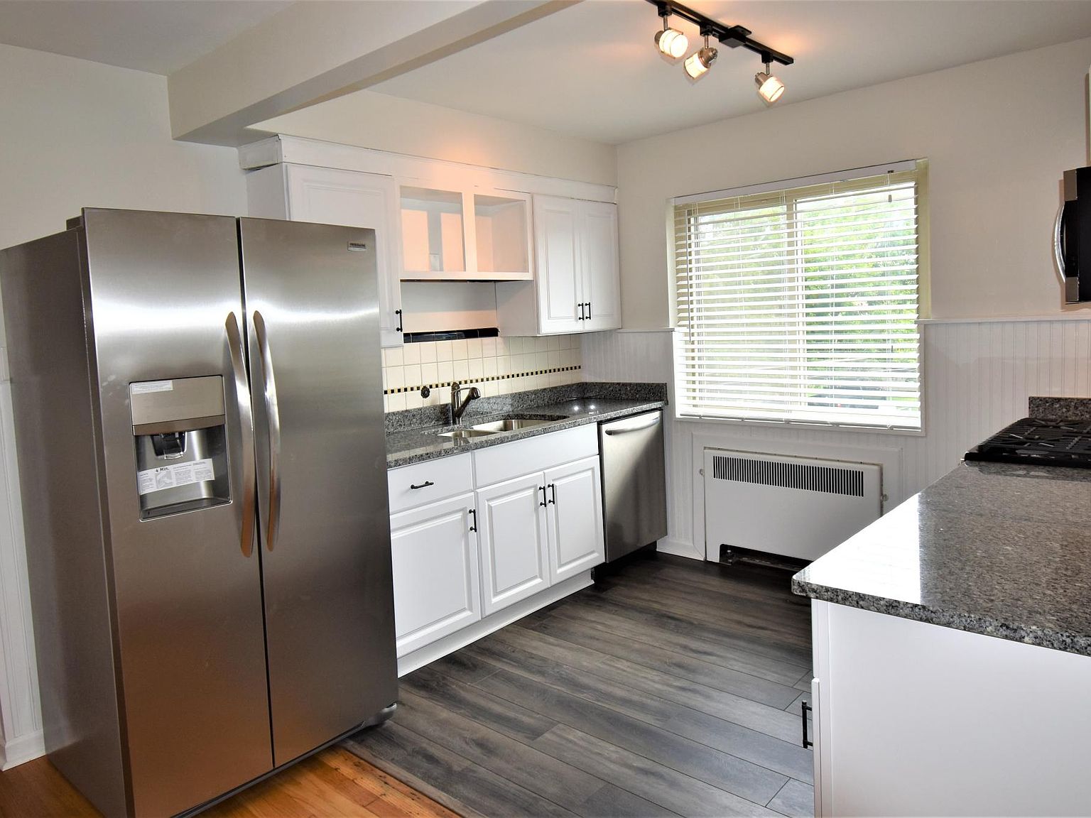 3120 Losantiville Ave APT 2, Cincinnati, OH 45213 | Zillow