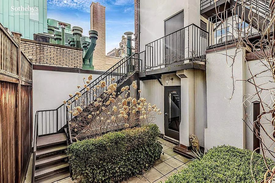 15 E 70th St New York, NY, 10021 - Apartments for Rent | Zillow