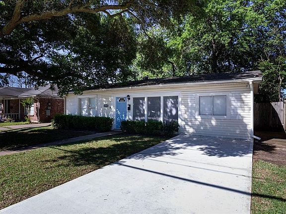 5808 Community Dr, Houston, TX 77005 | Zillow