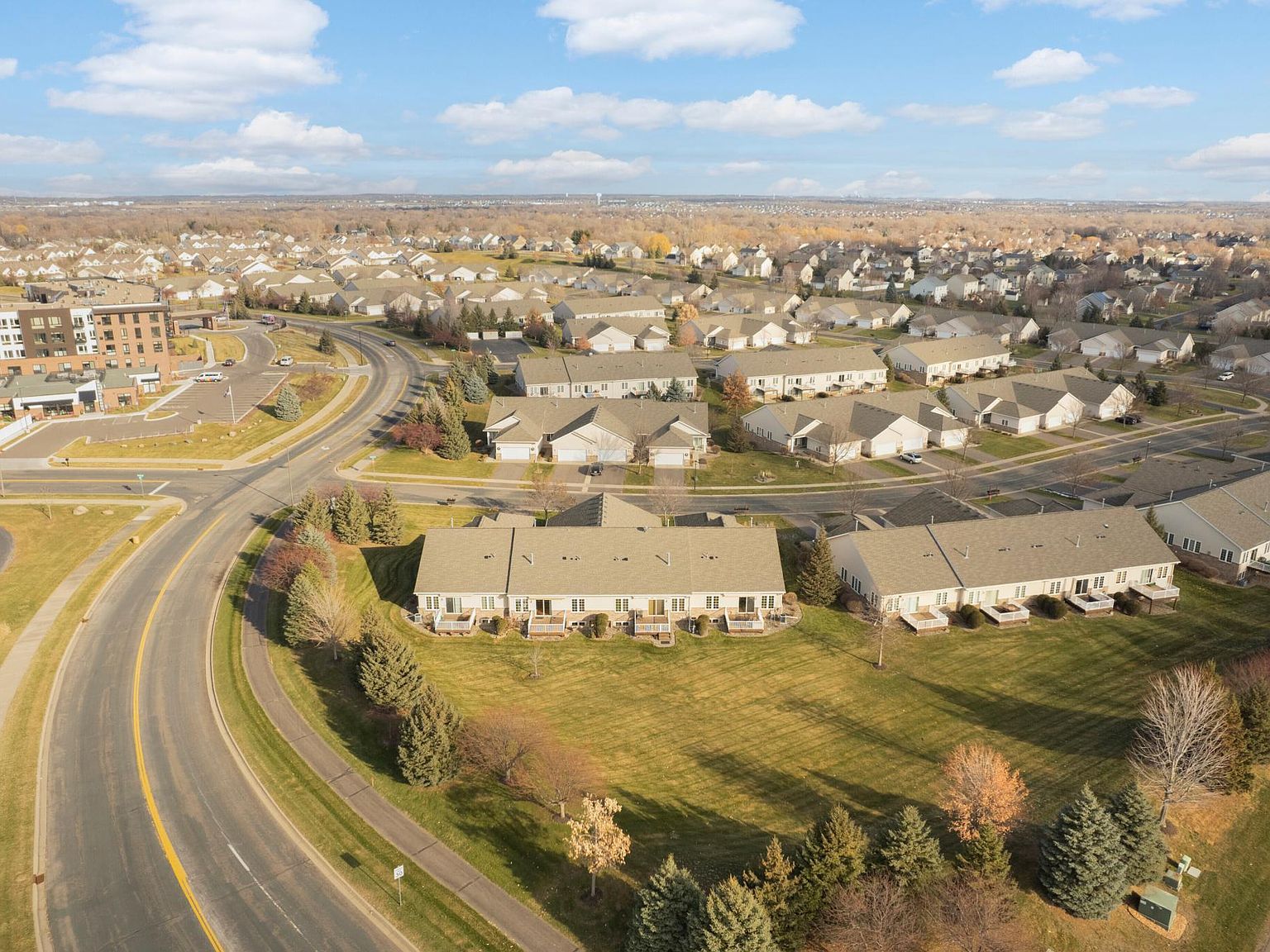 17896 Glasgow Way, Lakeville, MN 55044 | MLS #7013261 | Zillow